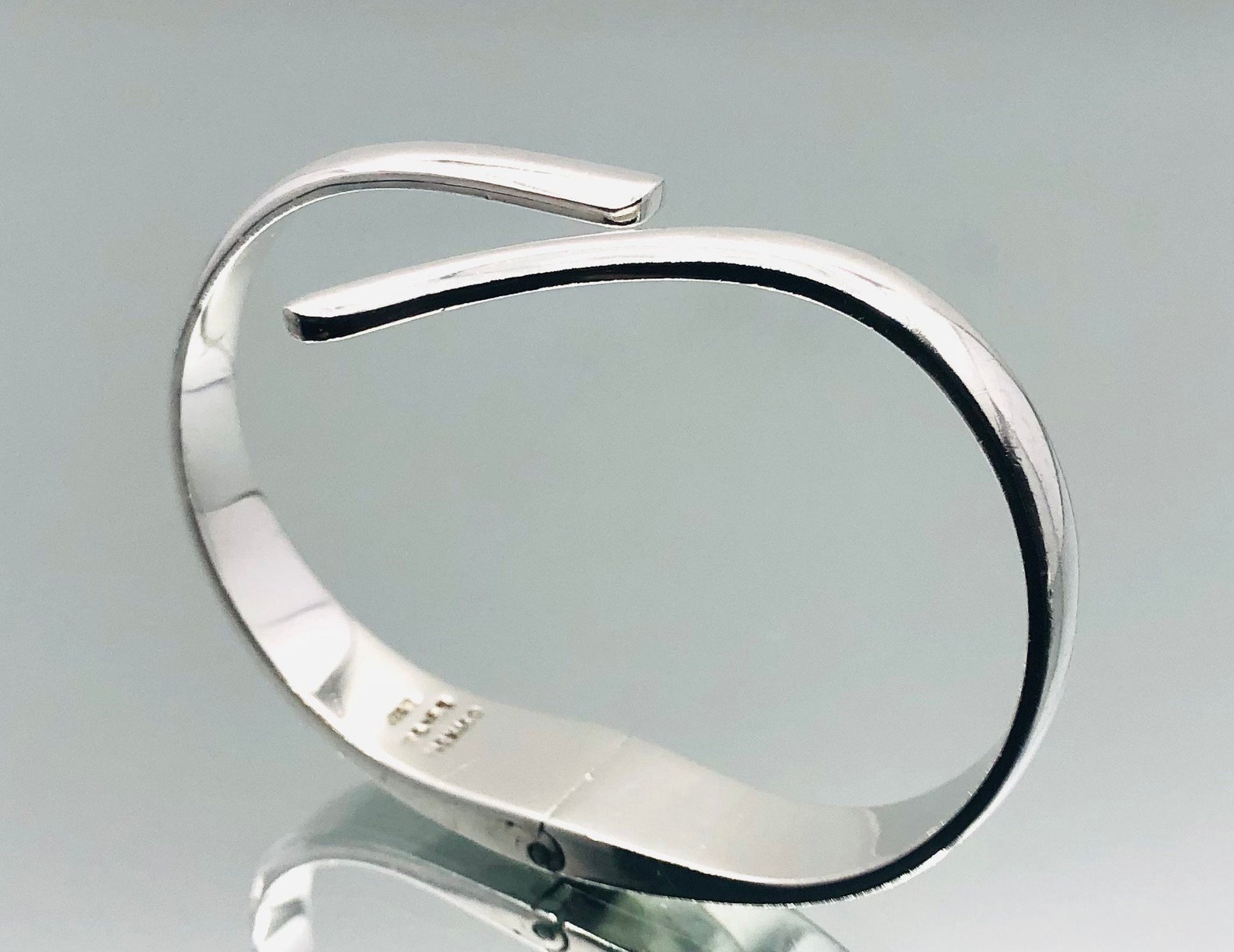 Sterling Silver Hinged Bangle Mexico Vintage - Etsy