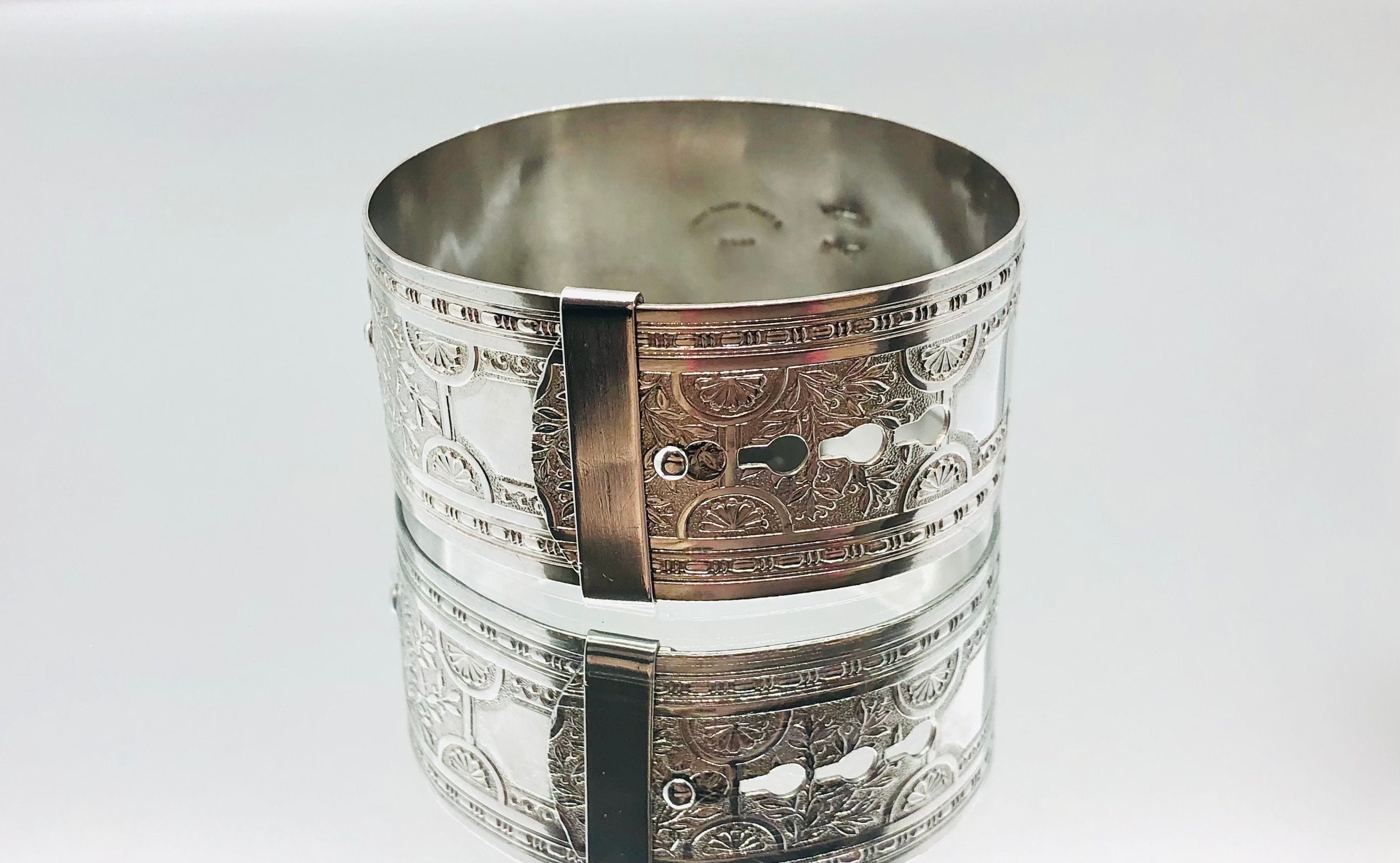 Henry Griffith & Sons Fidelity Buckle Bangle Vintage - Etsy