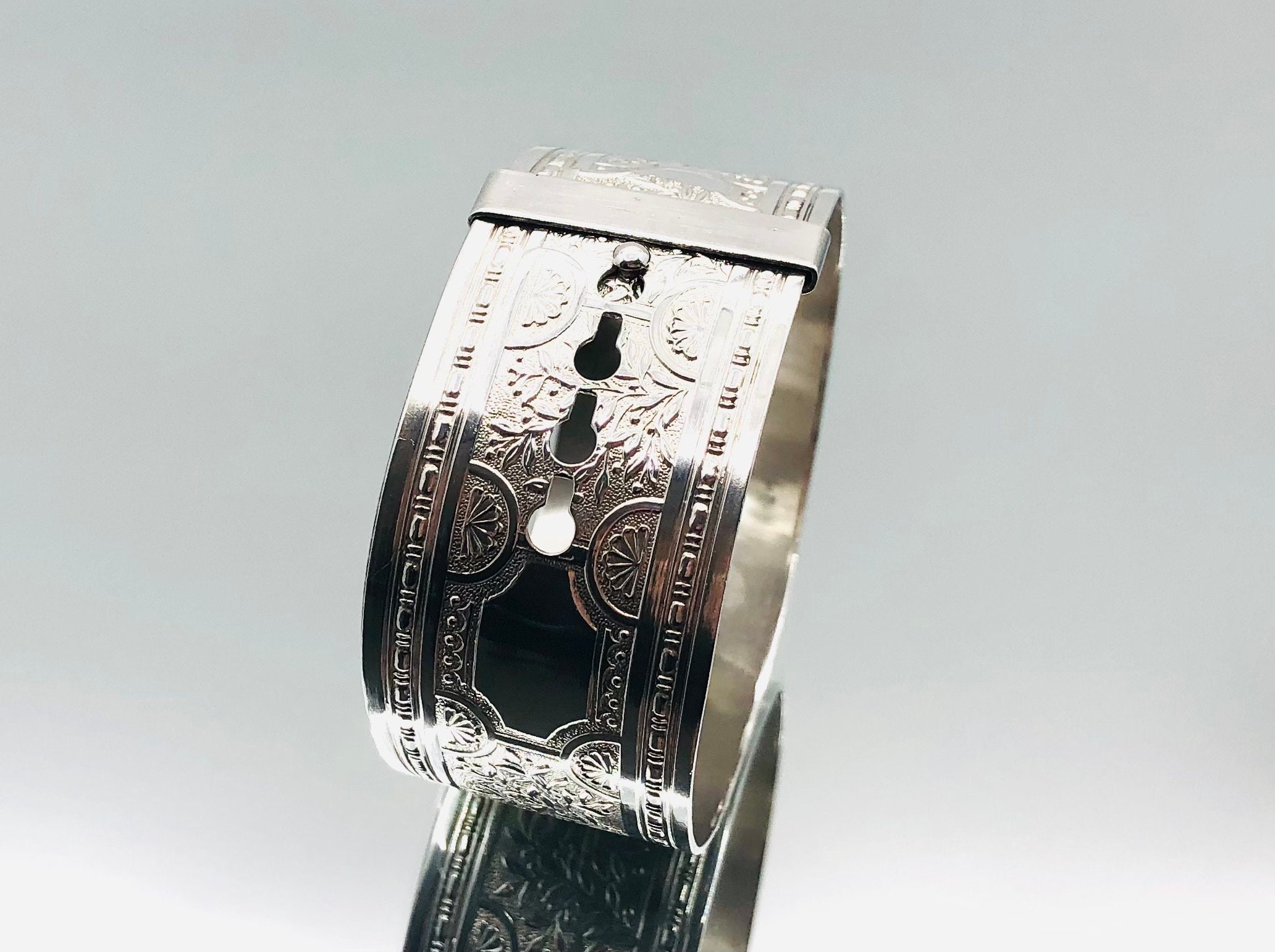 Henry Griffith & Sons Fidelity Buckle Bangle Vintage - Etsy