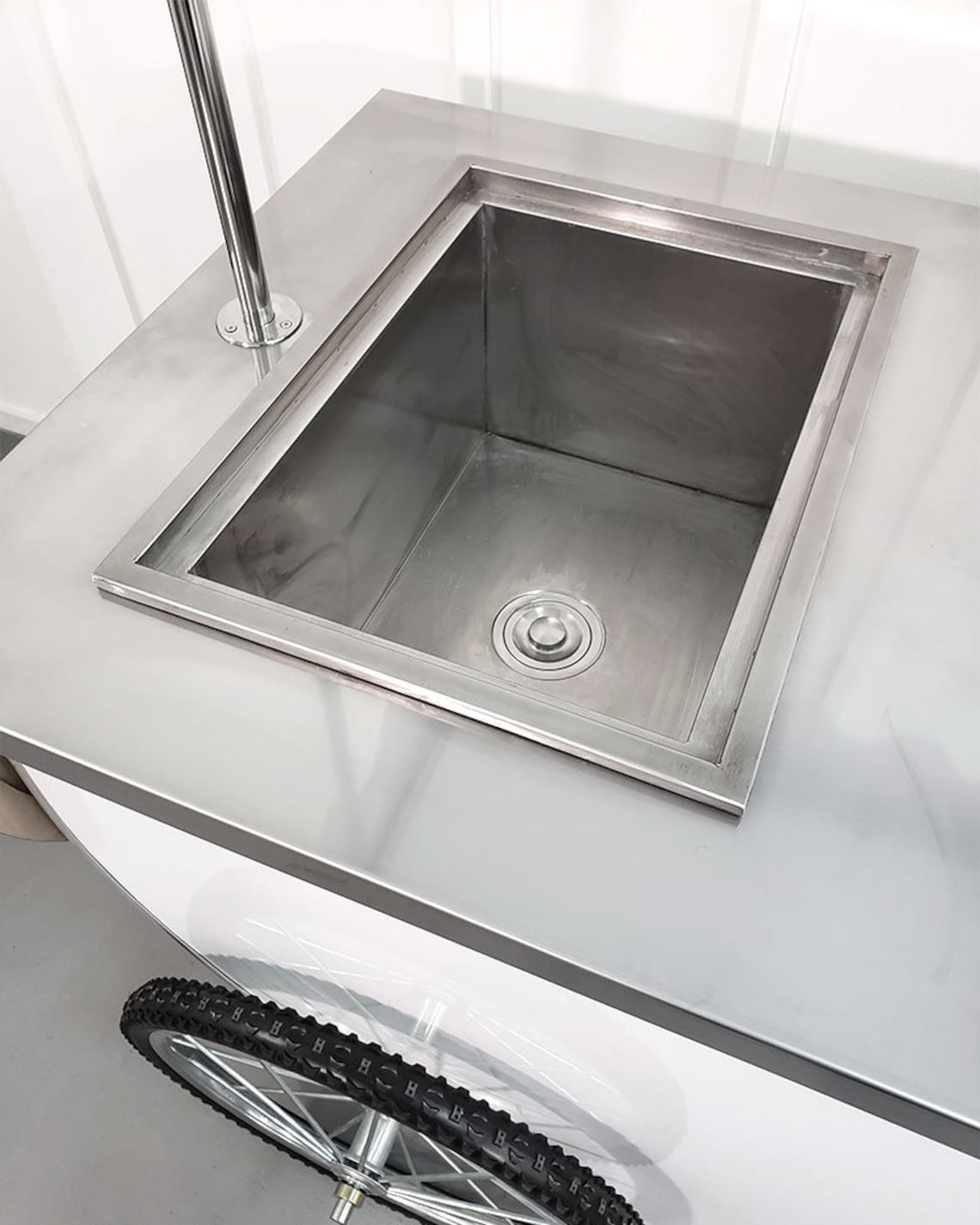 Mobile Bar With Beer Tap Tap Cart by Bar a La Cart - Etsy