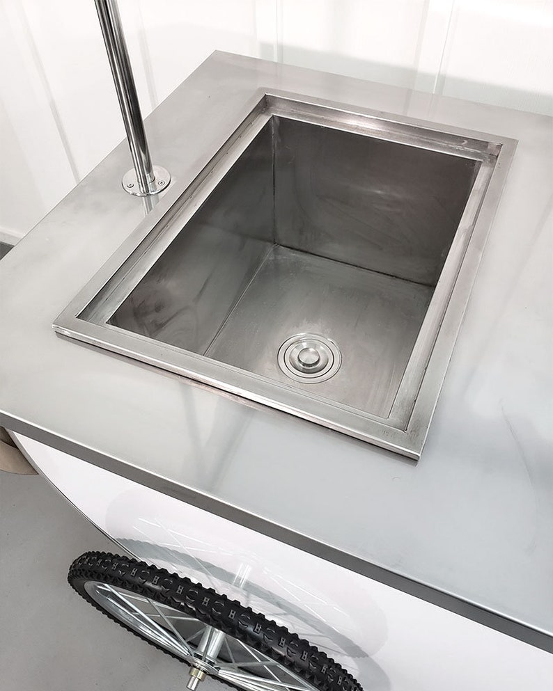 Mobile Bar With Beer Tap | Tap Cart by Bar a La Cart | Portable Bar ...