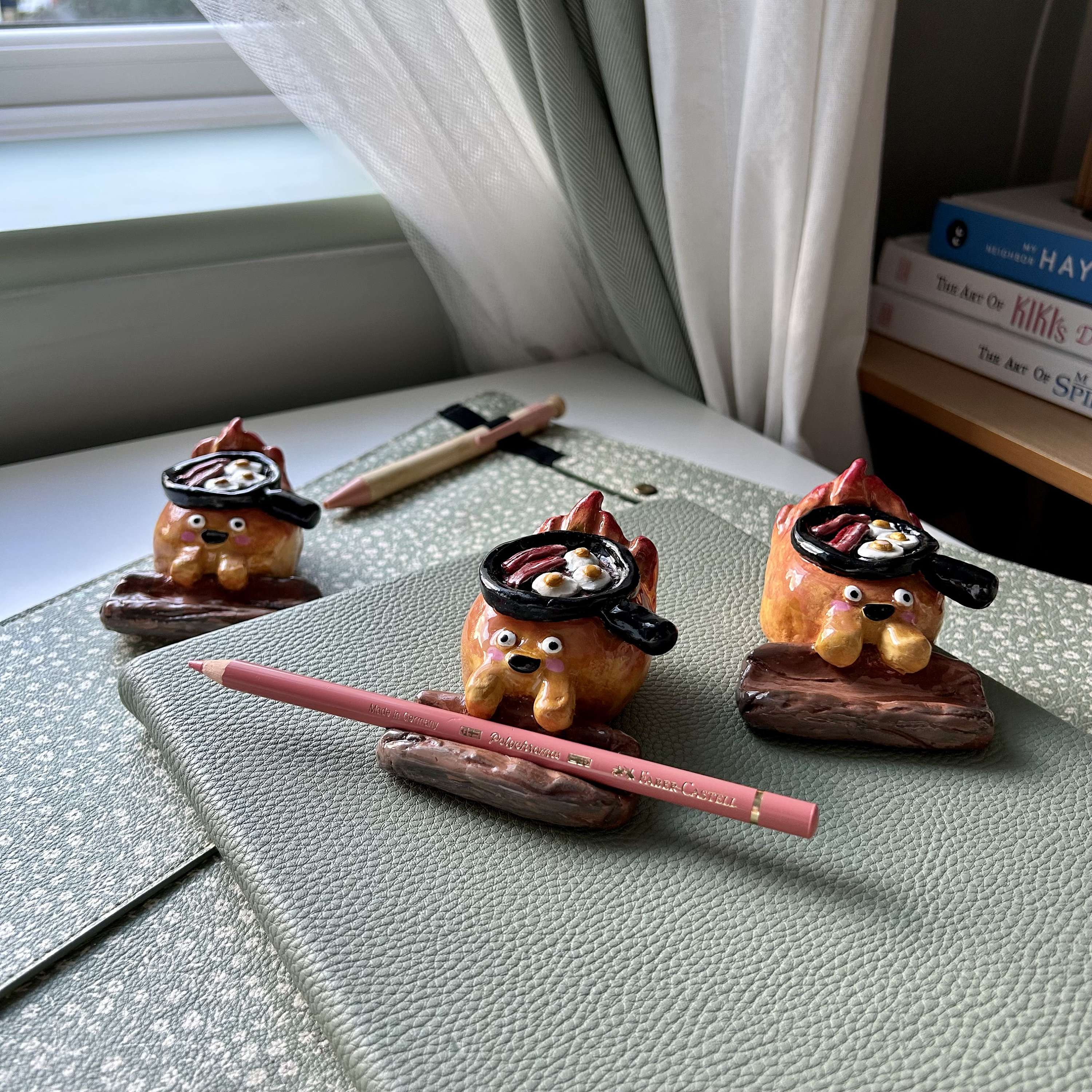 Hand Made Clay Desk Buddy Howl's Moving Castle Calcifer Desk Buddy ...