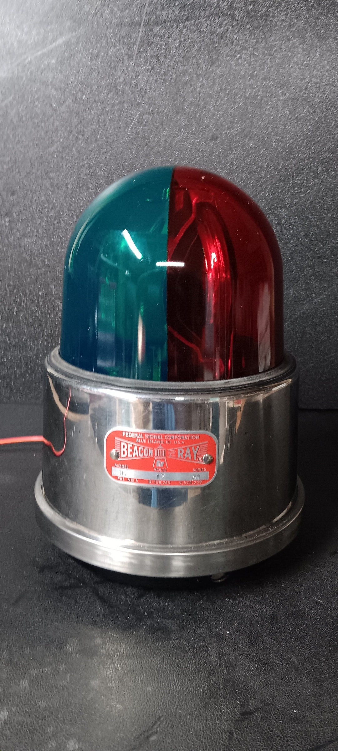 Federal Signal Corporation Beacon-ray™ Model 16 A1 Series 12 Volt ...