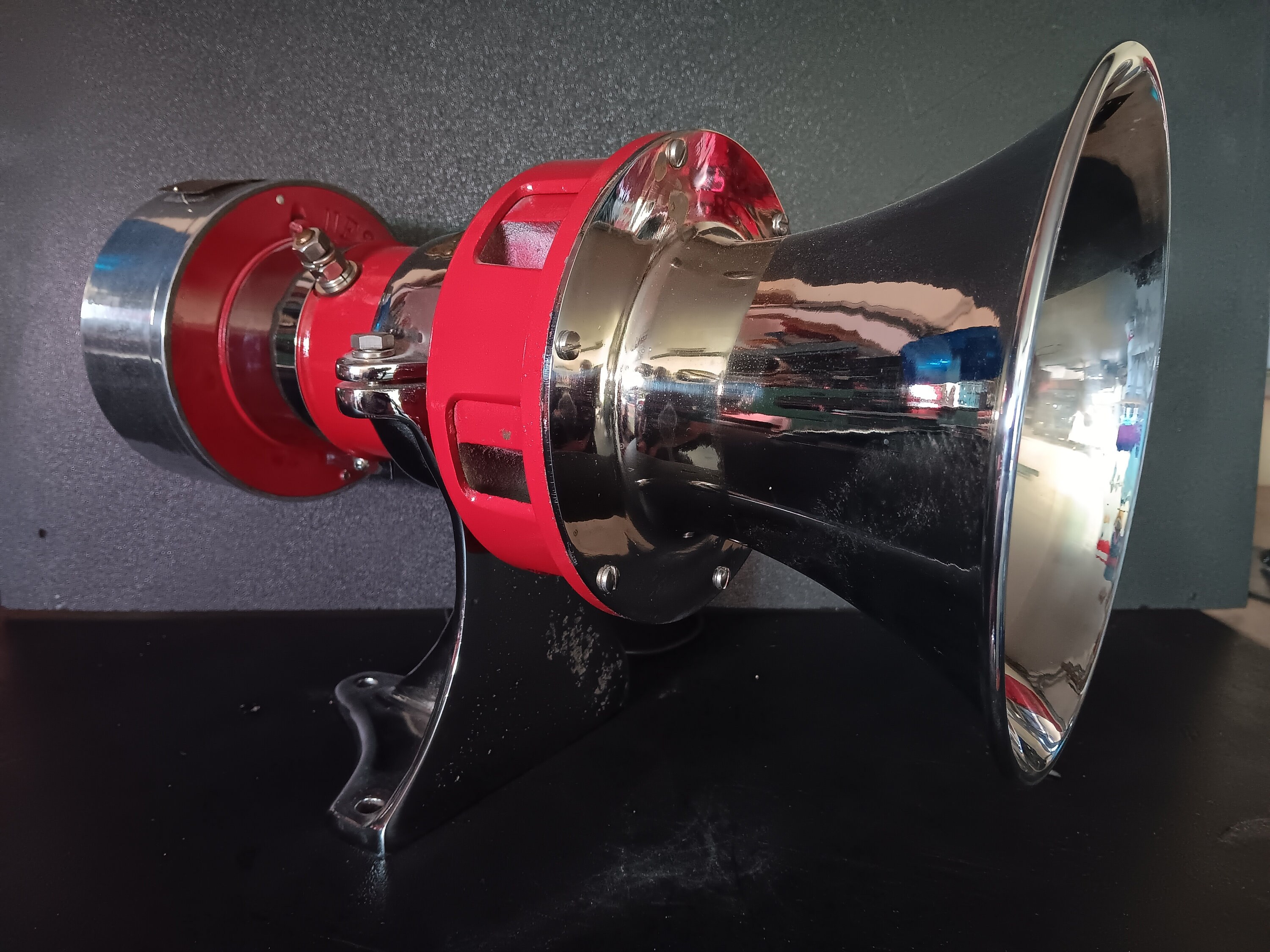 Hedberg Super Sirens No. 2 Emergency Vehicle Siren - Etsy