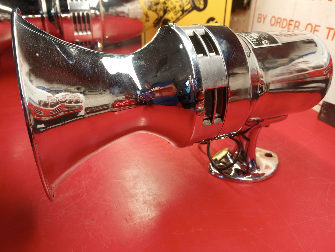 Federal Type 10 Siren by Federal Electric Co., 1940's - Etsy