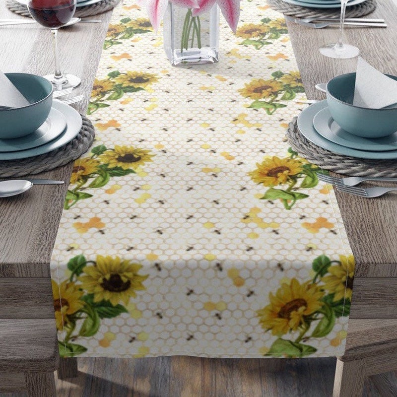 Bee Table Runner - Etsy