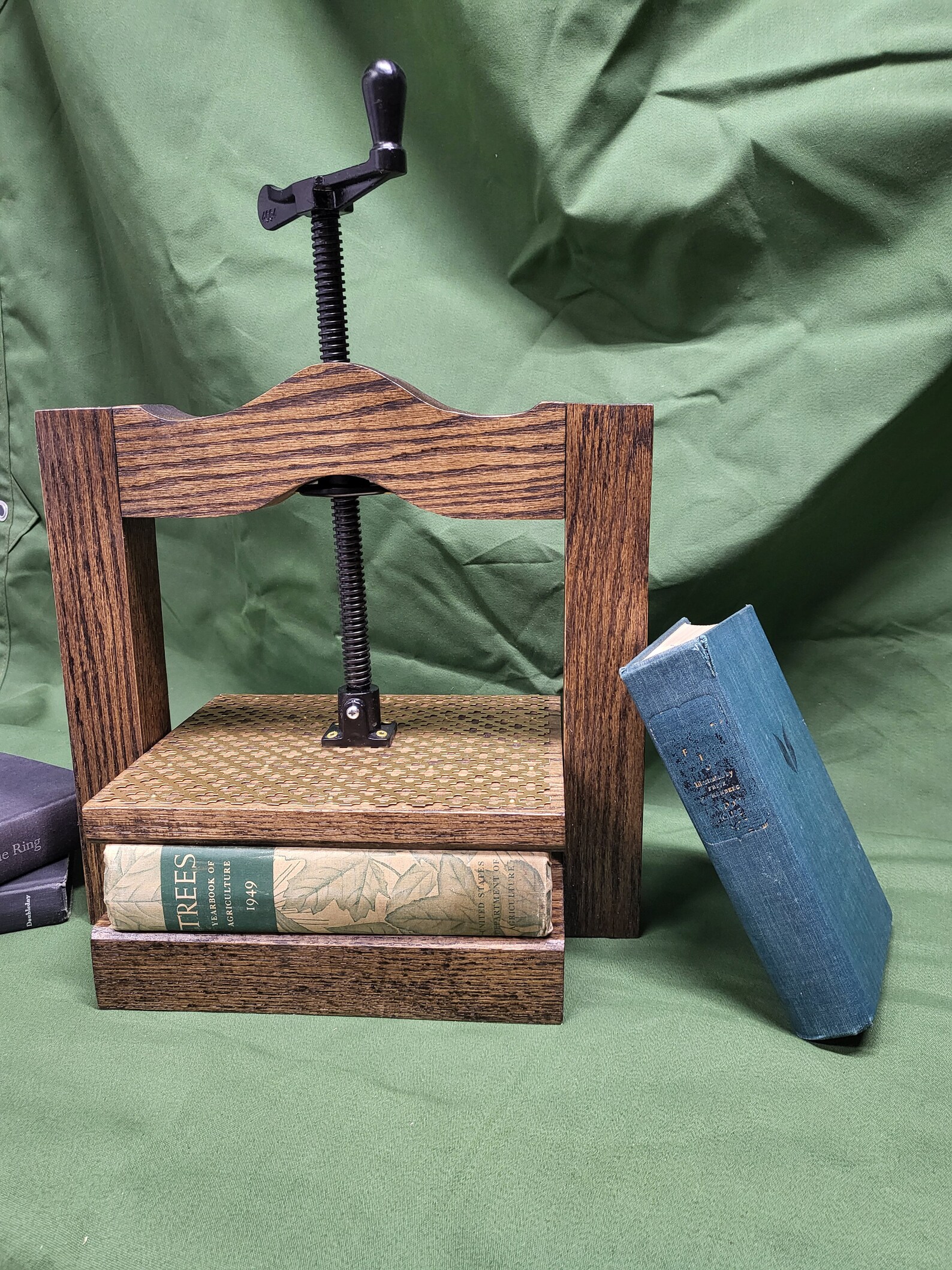 Oak Book Press Hand Made - "the Book Yoke" - Etsy