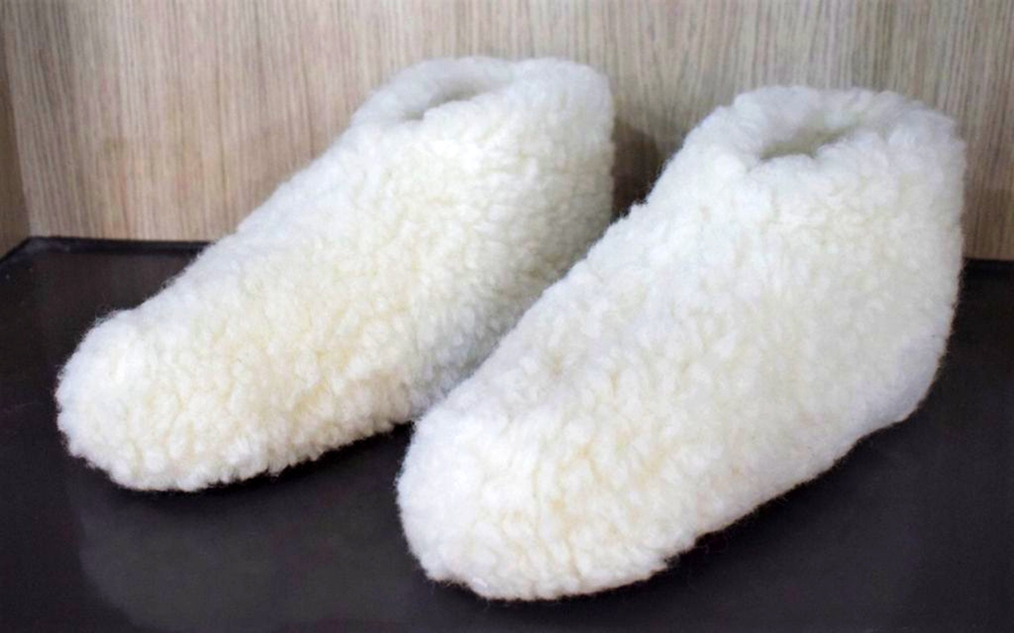 White Sheepskin Slipper - Merino Sheep Wool Men's/ Women's Slippers ...