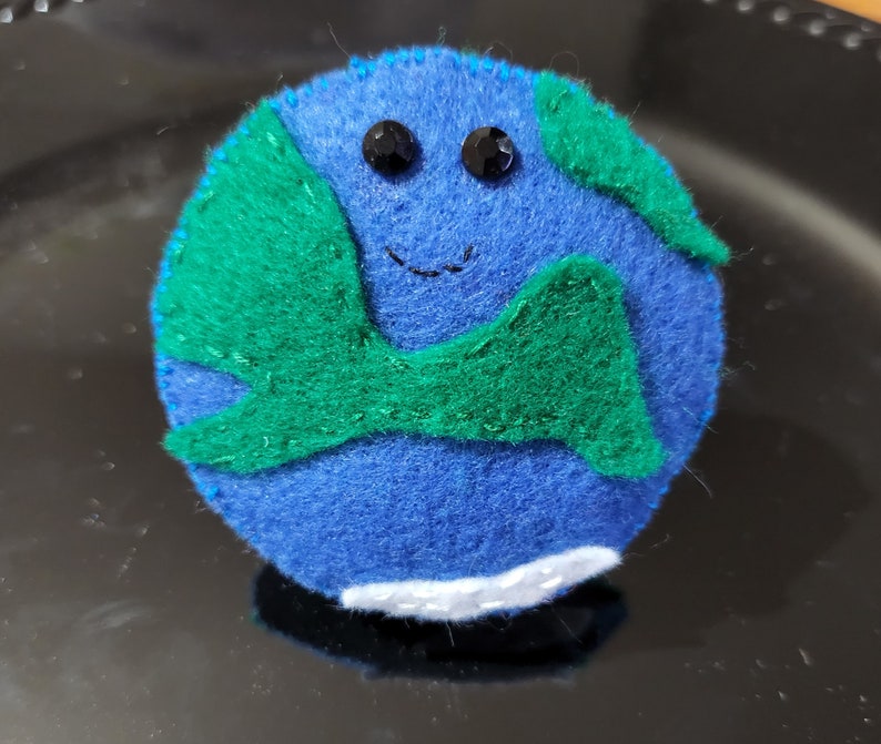 Felt Planets - Etsy