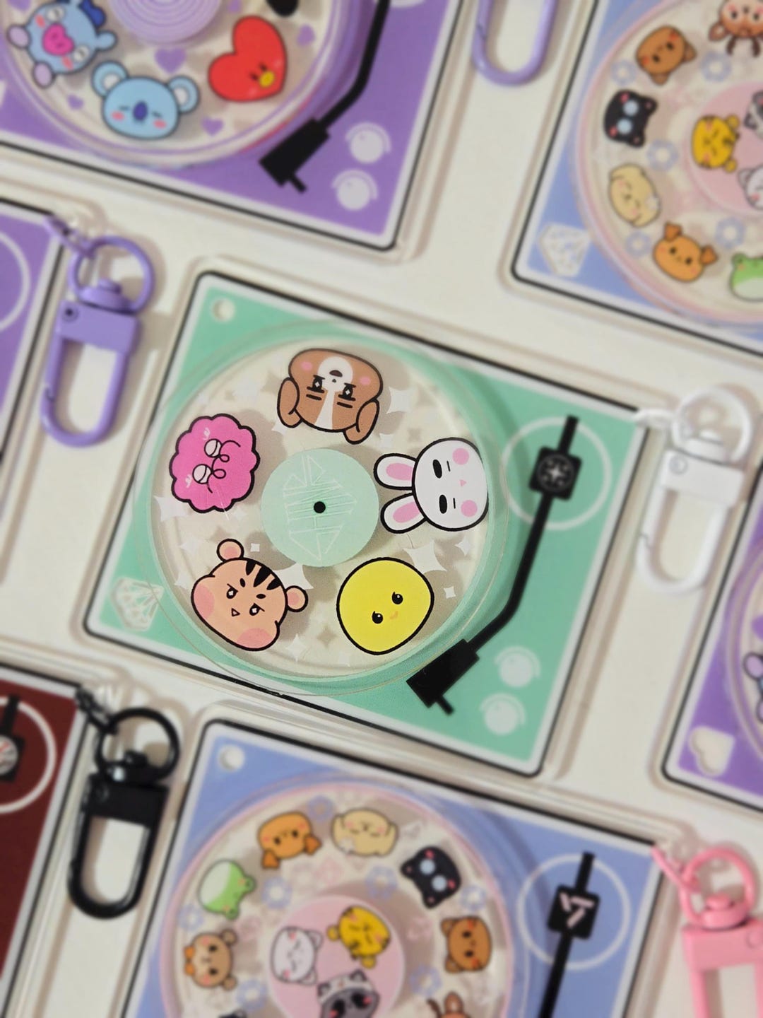 Shinee Spinning Fidget Keychain With Shinee Animal Characters OT5 - Etsy