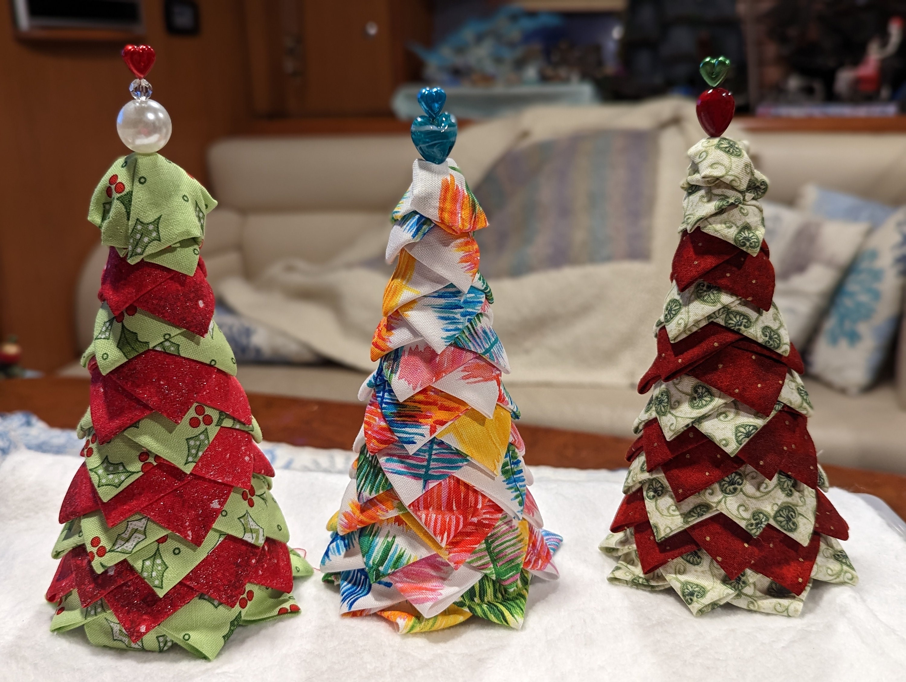 Small Quilted Table Top Trees for Christmas and Other - Etsy