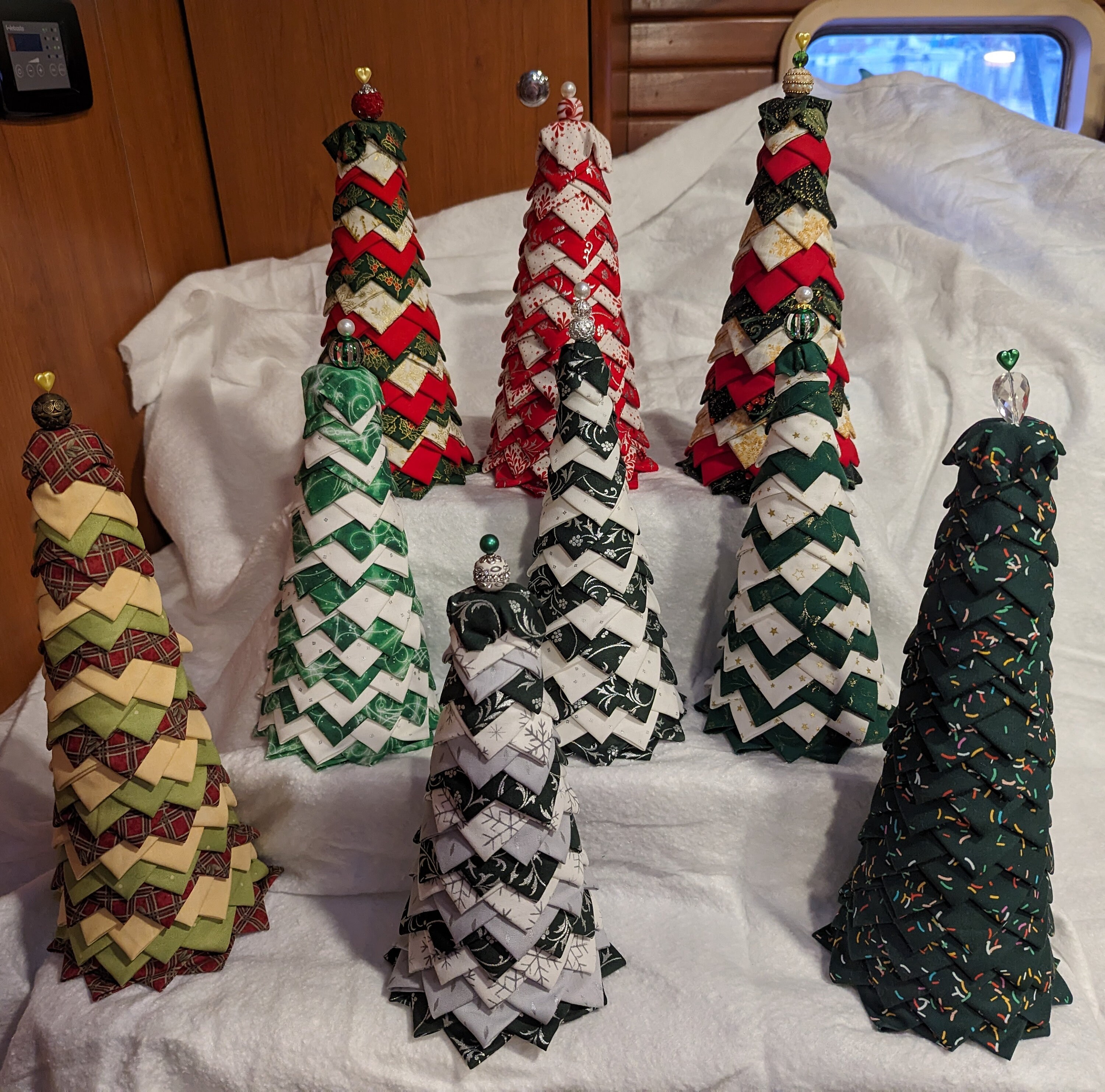 Large - Quilted Table Top Trees for Christmas and Other Decorative ...