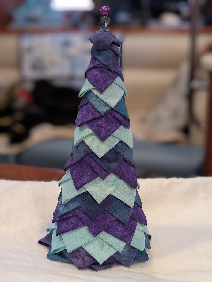 Large - Quilted Table Top Trees for Christmas and Other Decorative ...