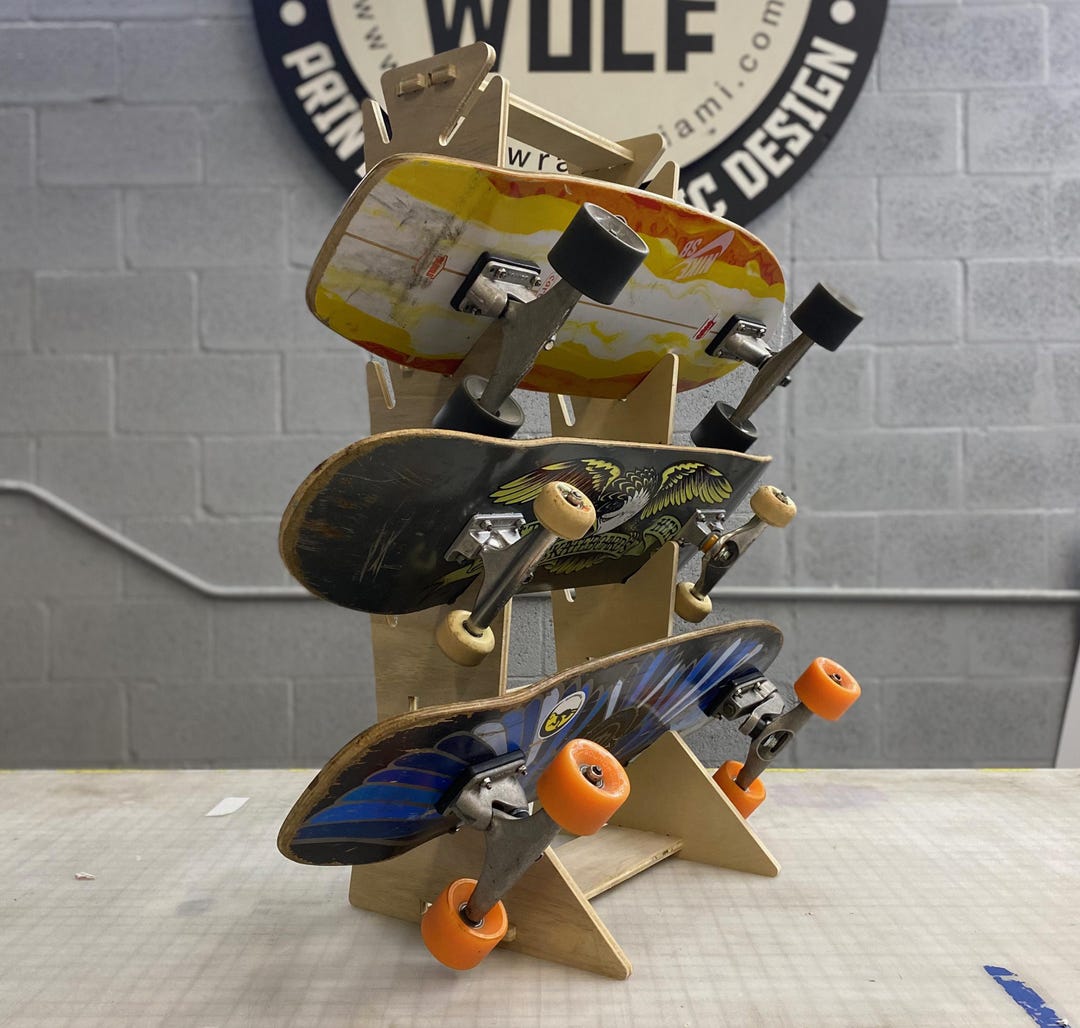 Wooden Skateboard Rack for 4 Boards / Support for 4 Skateboards ...