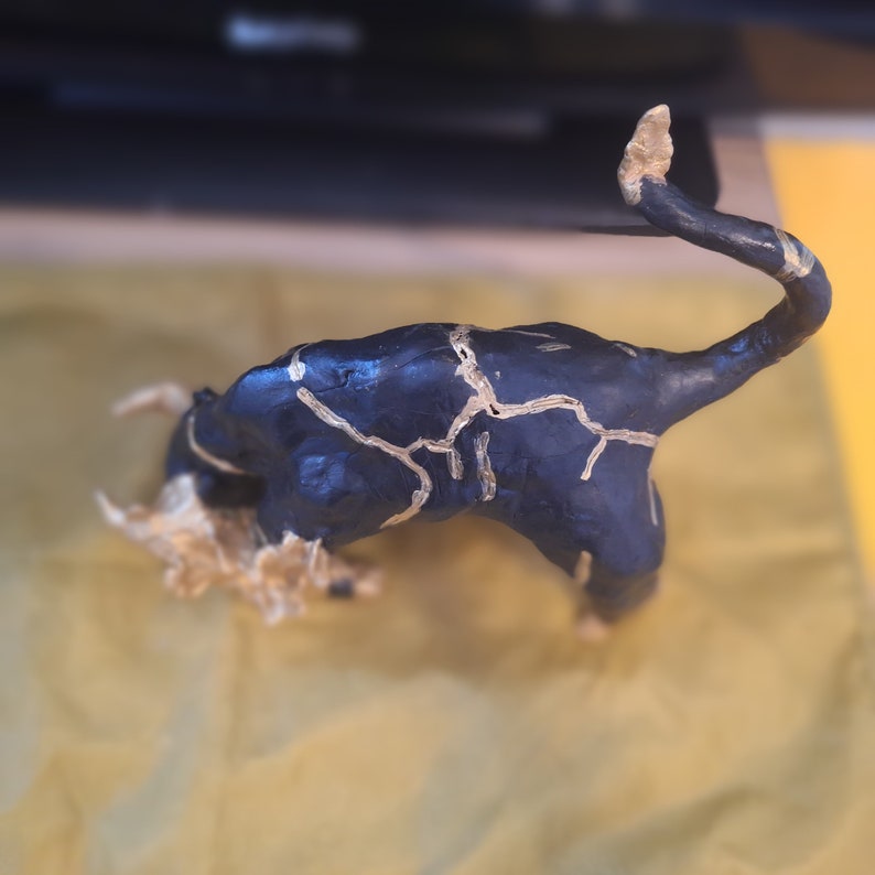 El Toro Clay Bull Statue in Case - Etsy