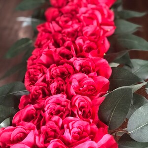 Kentucky Derby Red Rose Centerpiece for Your Festive Celebration, Long ...