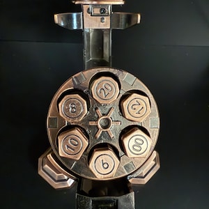 Table Top Metal Revolver Huge King Fidget Spinner DND 7 Bullet Dice Set ...