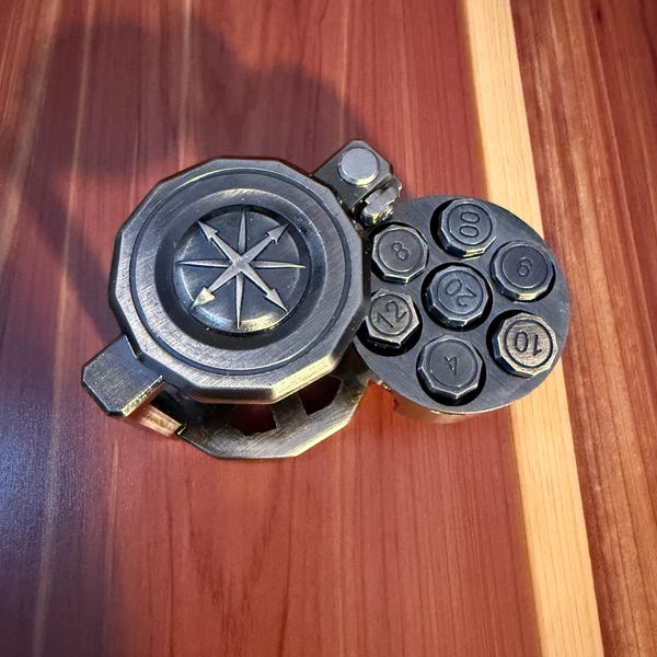 Revolver Dice Set - Etsy