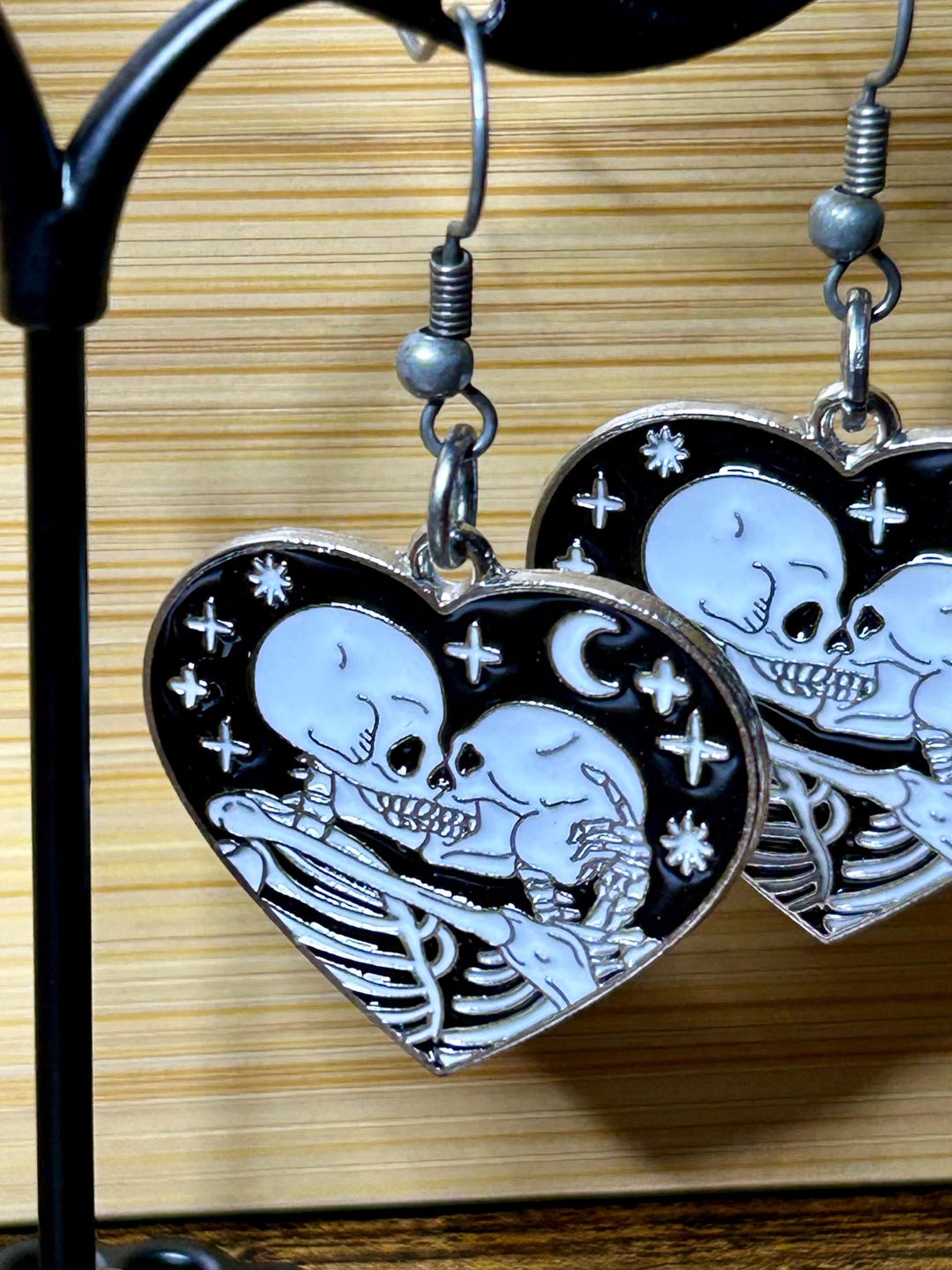 Heart Skulls Earrings - Etsy