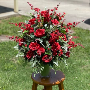 Red Cemetery Flowers, Grave Flower Arrangement, Vase Insert, Grave ...