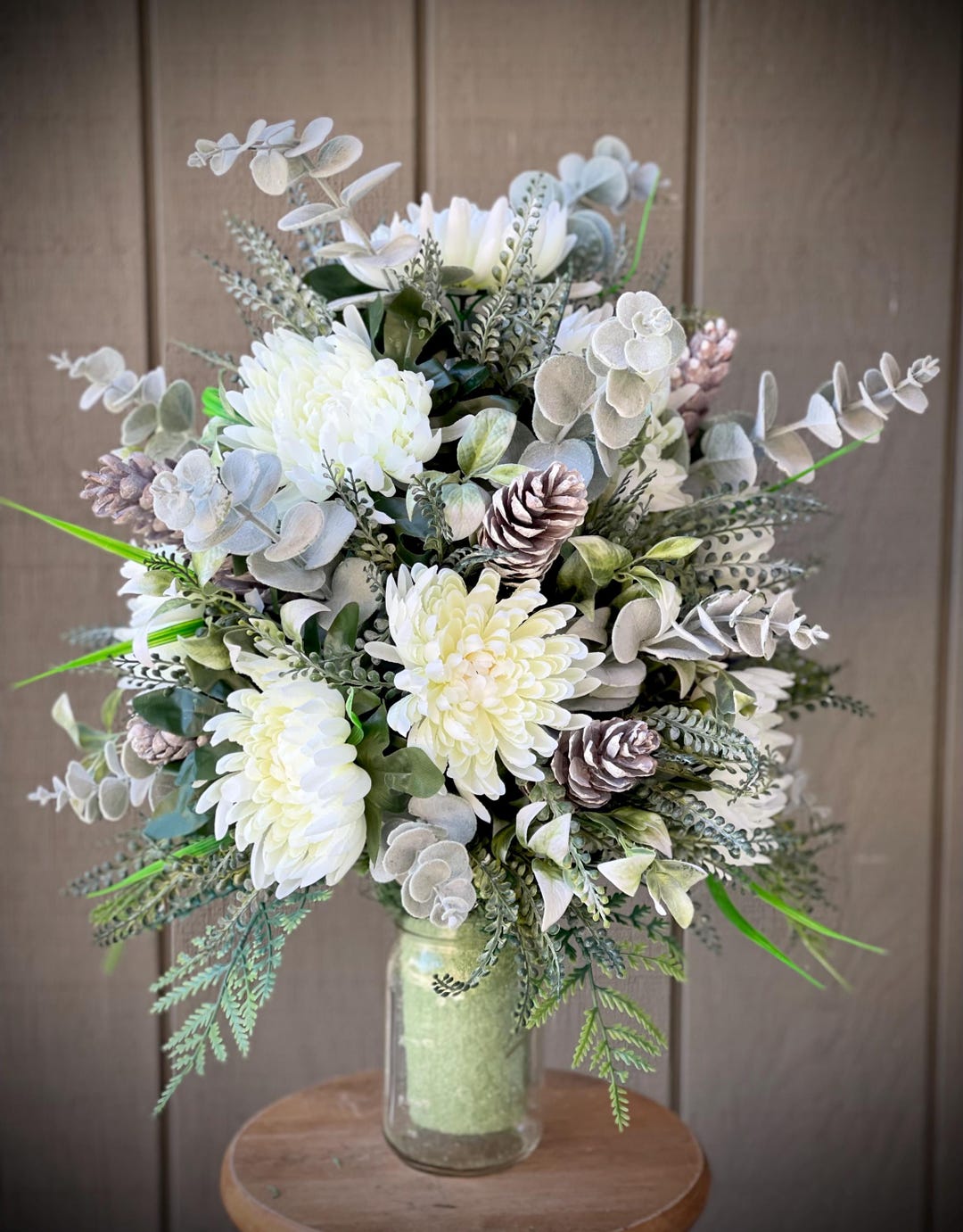 Winter Christmas Cemetery Flowers, Grave Flower Arrangement, Vase ...