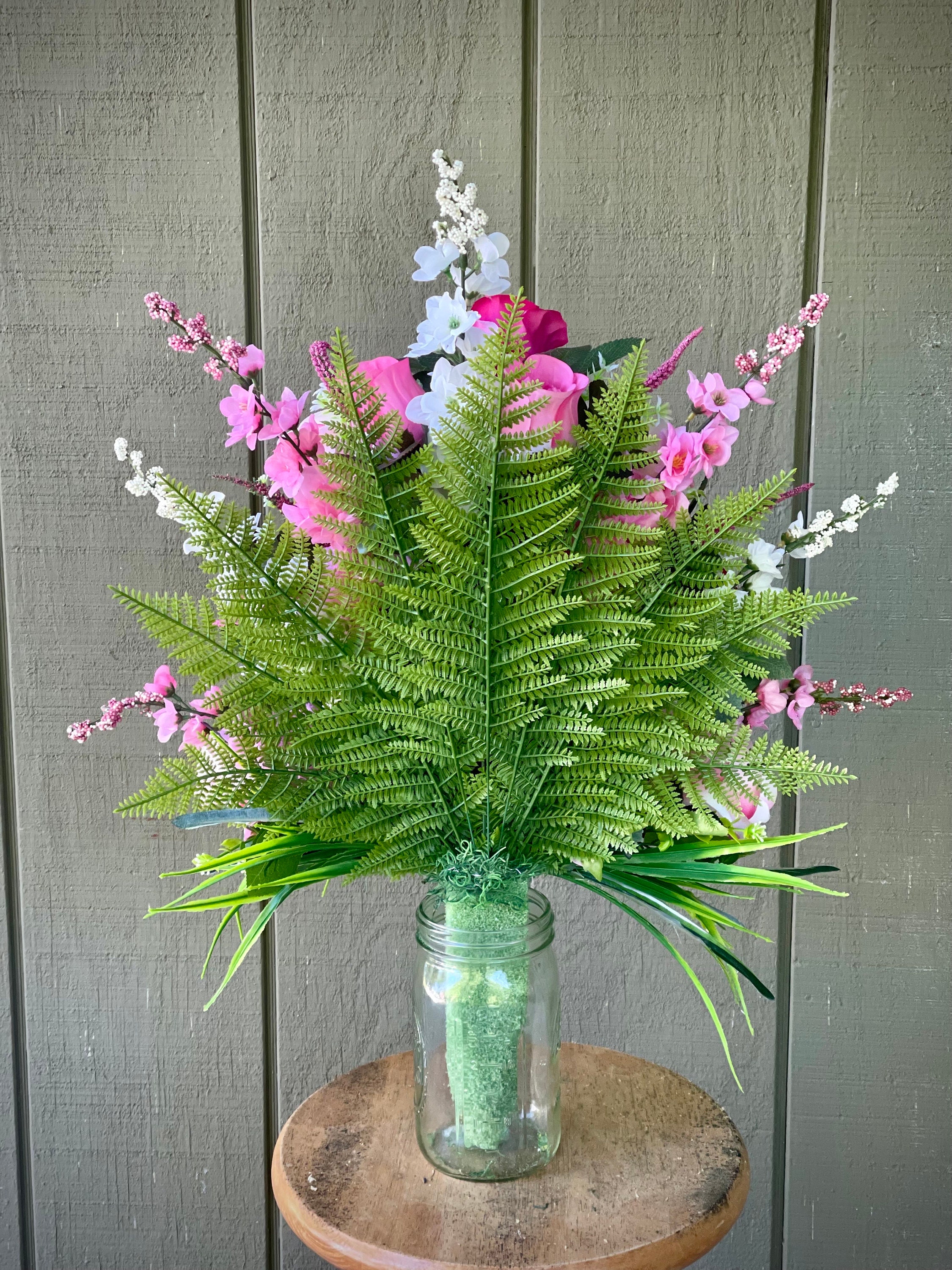Mausoleum Flower Arrangement Insert. Monument, Memorial, Mausoleum ...