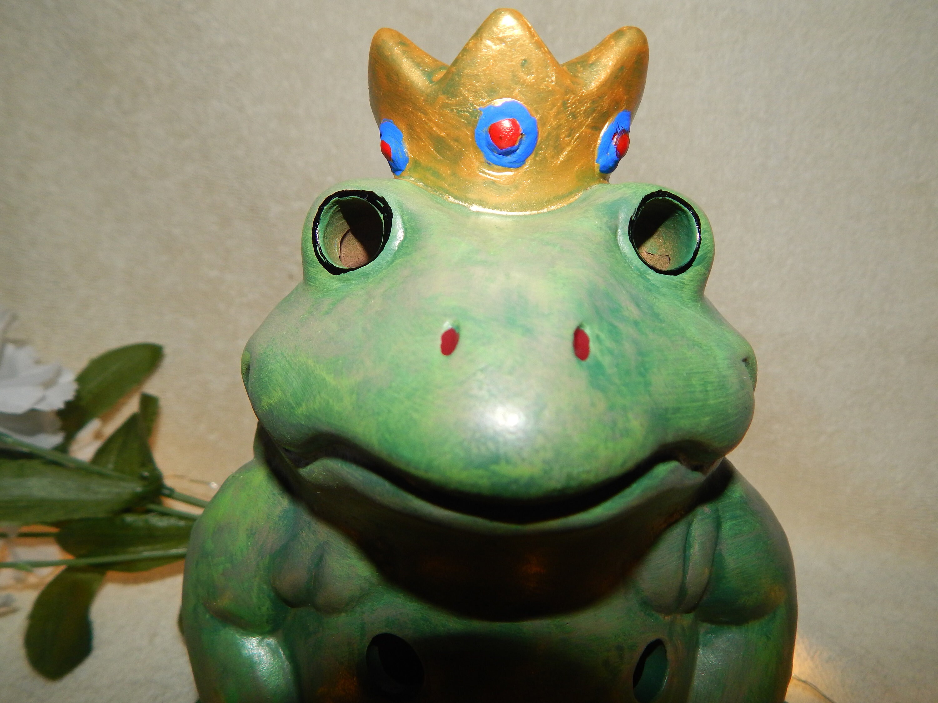 Ceramic Frog Sitting on a Lily Pad Tealight Holder - Etsy