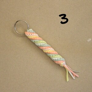 Rexlace/gimp/boondoggle Keychain - Etsy