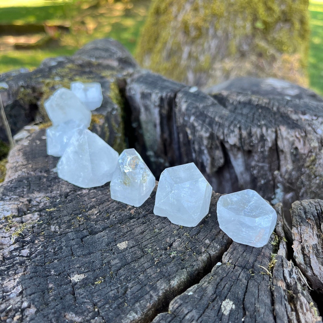 Apophyllite Pyramid From India | Unique Apophyllite Crystal, Flattened ...