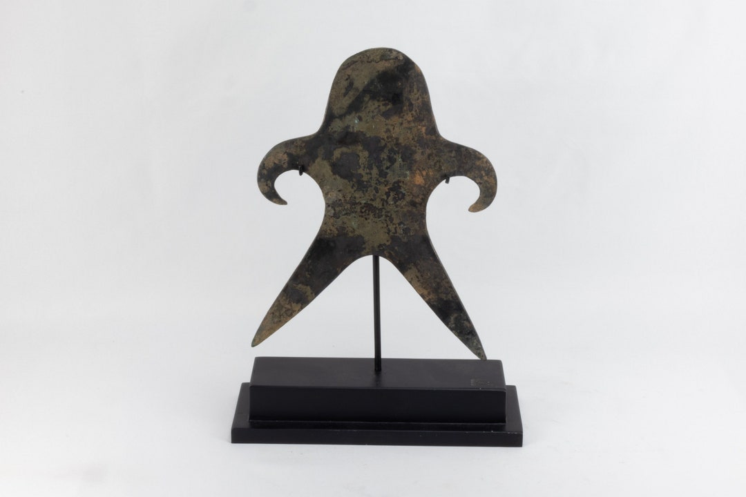 An Indian Bronze Anthropomorphic Idol From the Late Bronze 1500BC ...