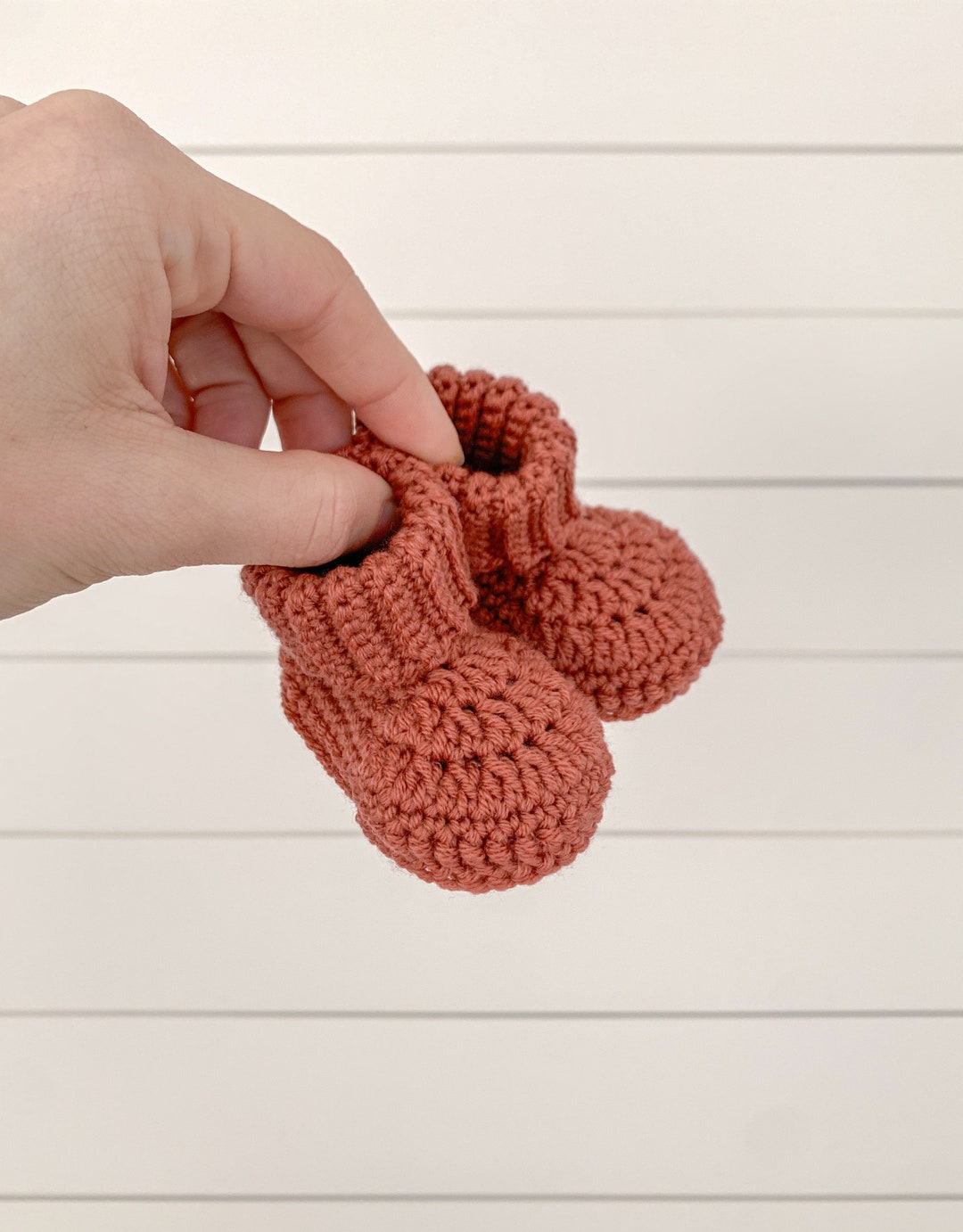 Ribbed Baby Booties // Crocheted Booties // Sizes Newborn, 0-3, 3-6, 6 ...