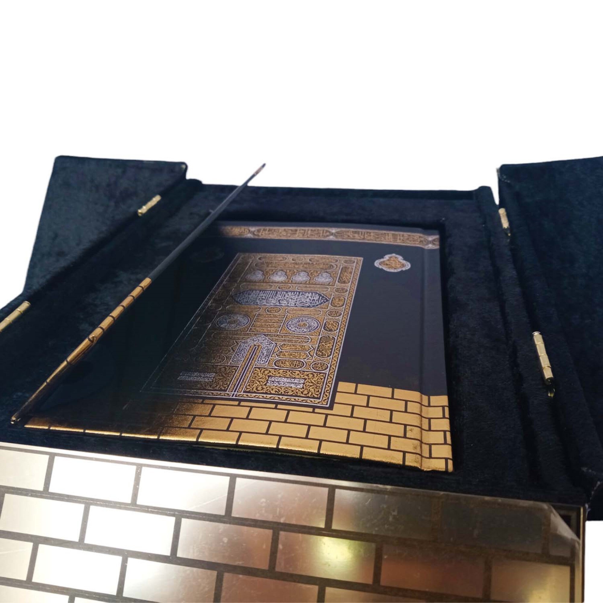 The Noble Qur’an, Mus'haf Shareef, Elegant Packaging in the Shape of ...