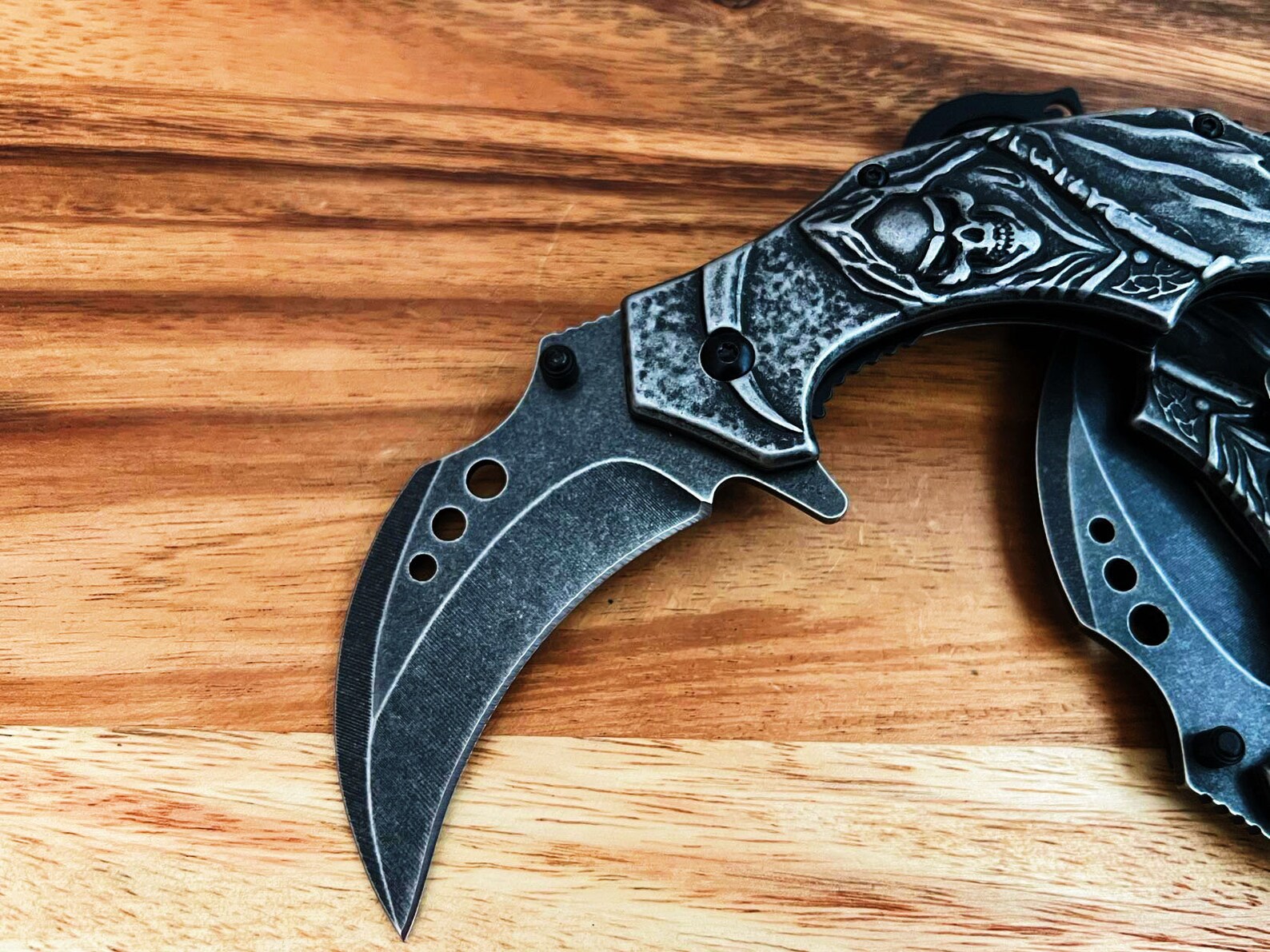 7" Karambit Claw Knife: Stonewash Reaper Skull, Spring Assisted - Etsy