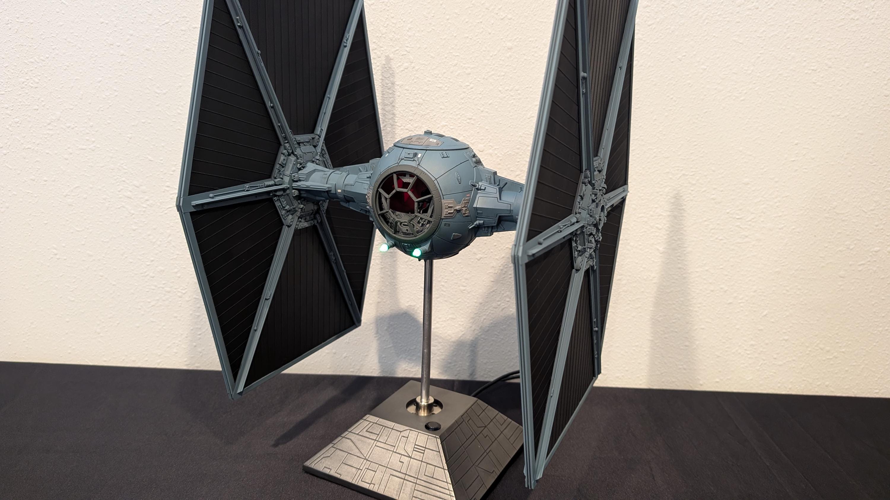 1:32 Scale TIE Fighter Model - Etsy