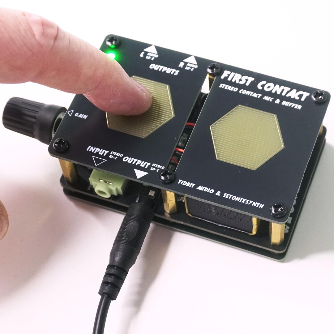 First Contact Tabletop Stereo Mic/line Amplifier Standalone Portable ...