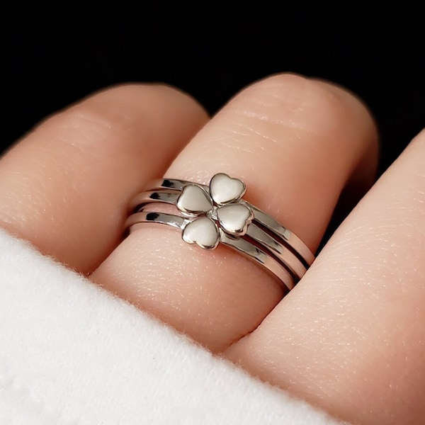 Shamrock Ring - Etsy