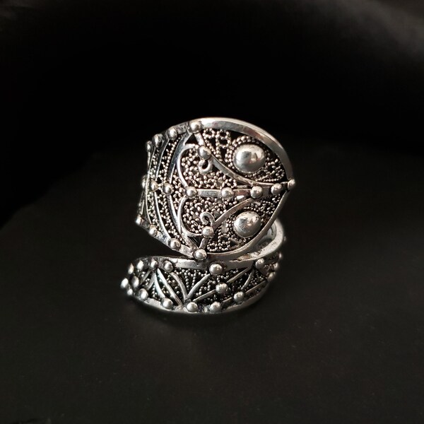 Spoon Ring - Etsy