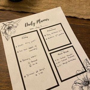 Daily Planner Page (black and White Floral)(8.5x11) - Etsy