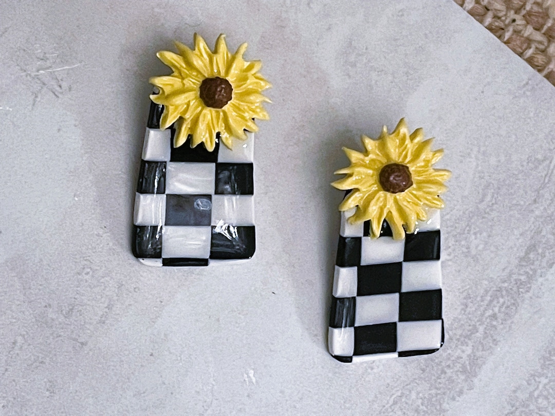 Checkerboard X Sunflower | Clay Earrings - Etsy