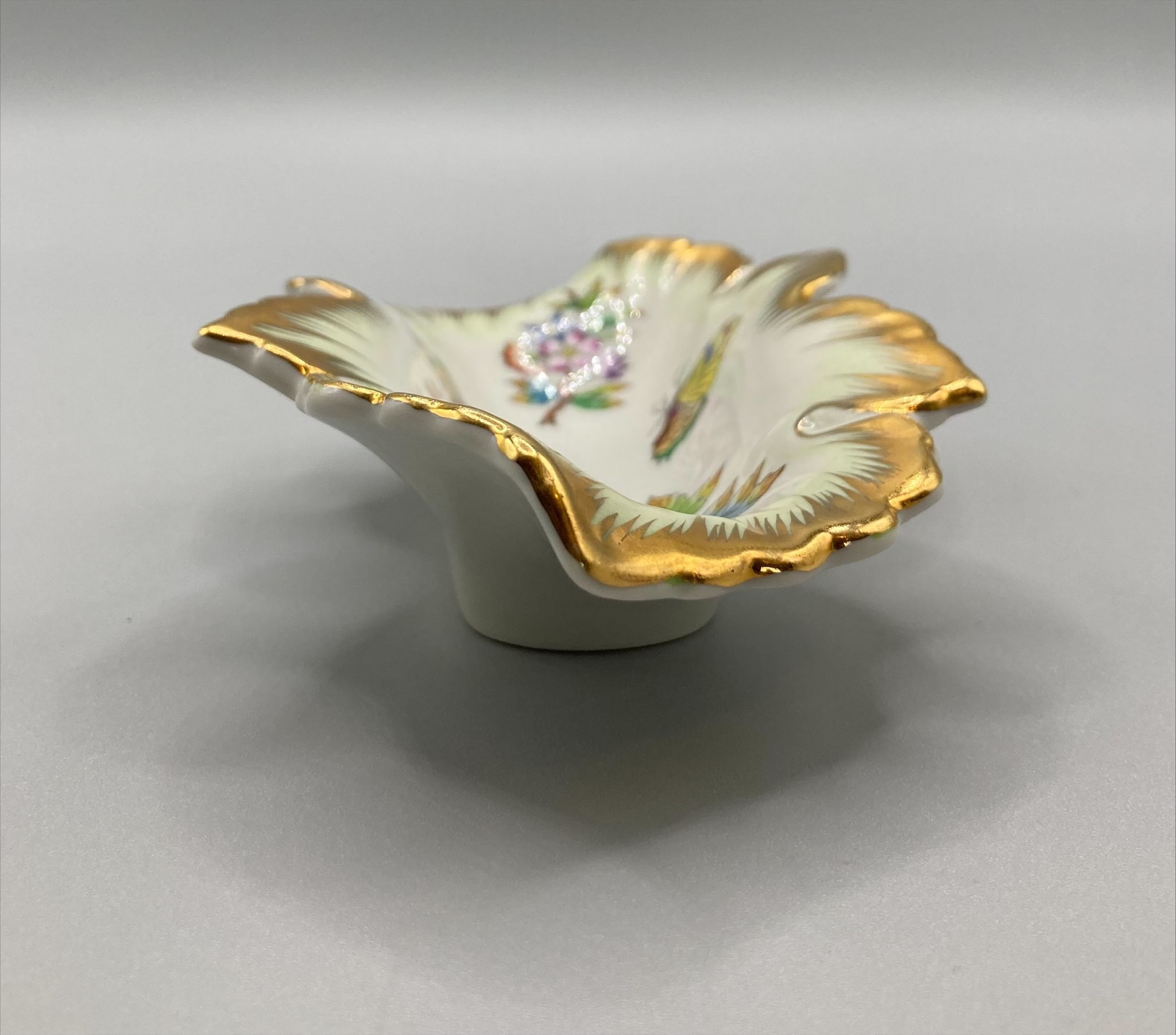 Herend Leaf Shaped Dish Queen Victoria Pattern Hand-painted - Etsy