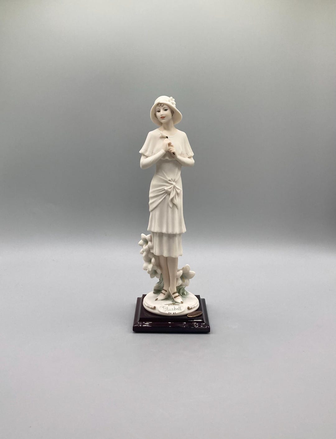 Italian Giuseppe Armani "bluebell" Figurine / Florence Porcelain ...