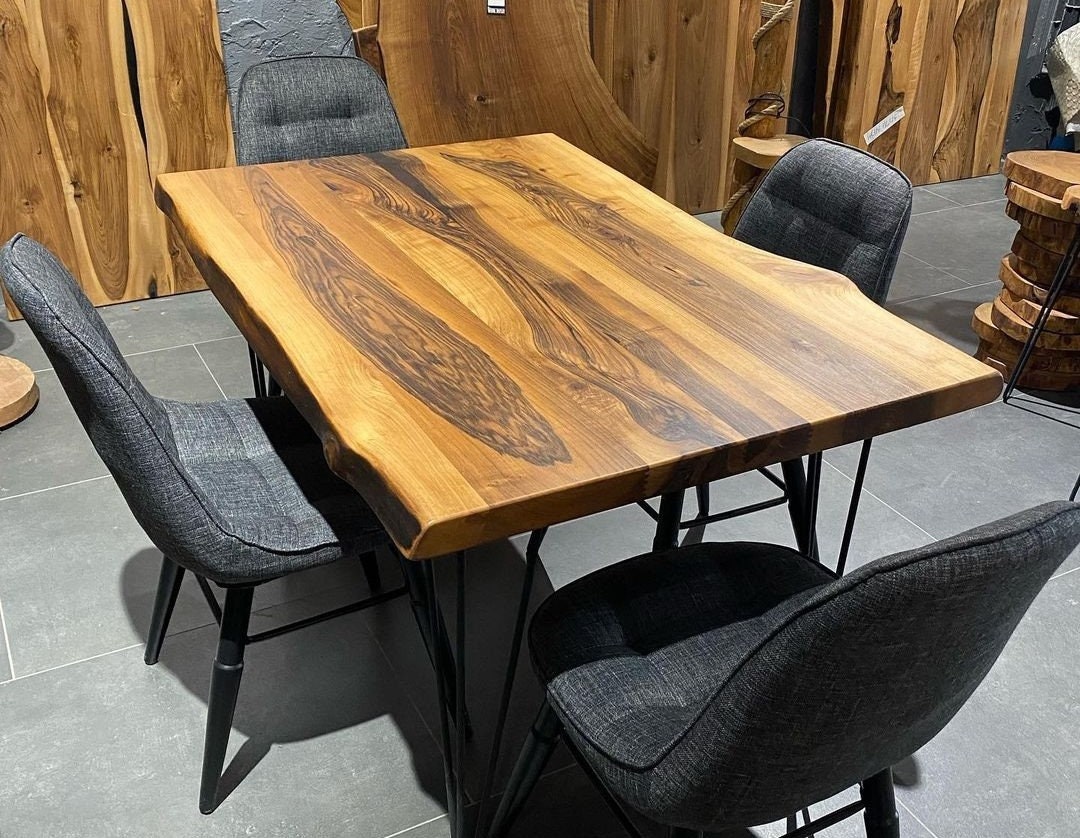 Farmhouse Table / Rustik Table / Walnut Kitchen Table / Custom American ...