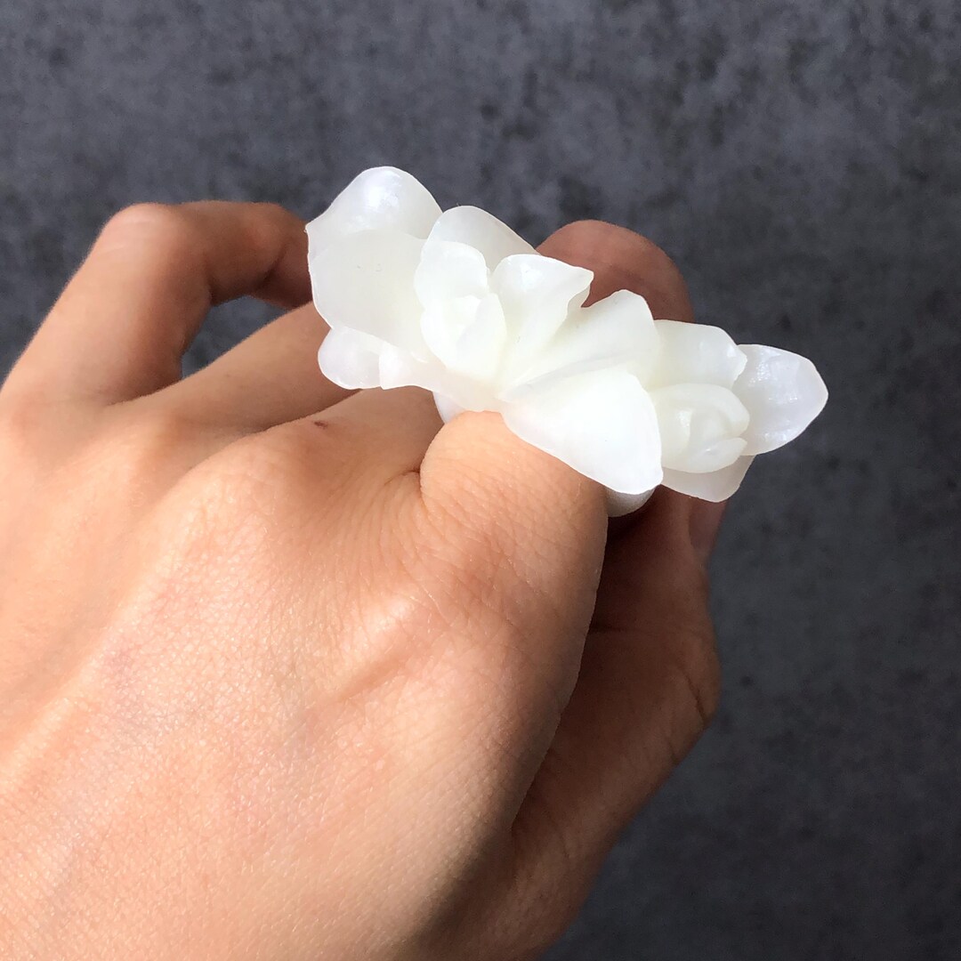 Custom Size Xiu Jade Serpentine Hand Carved White Yulan Flowers Ring ...