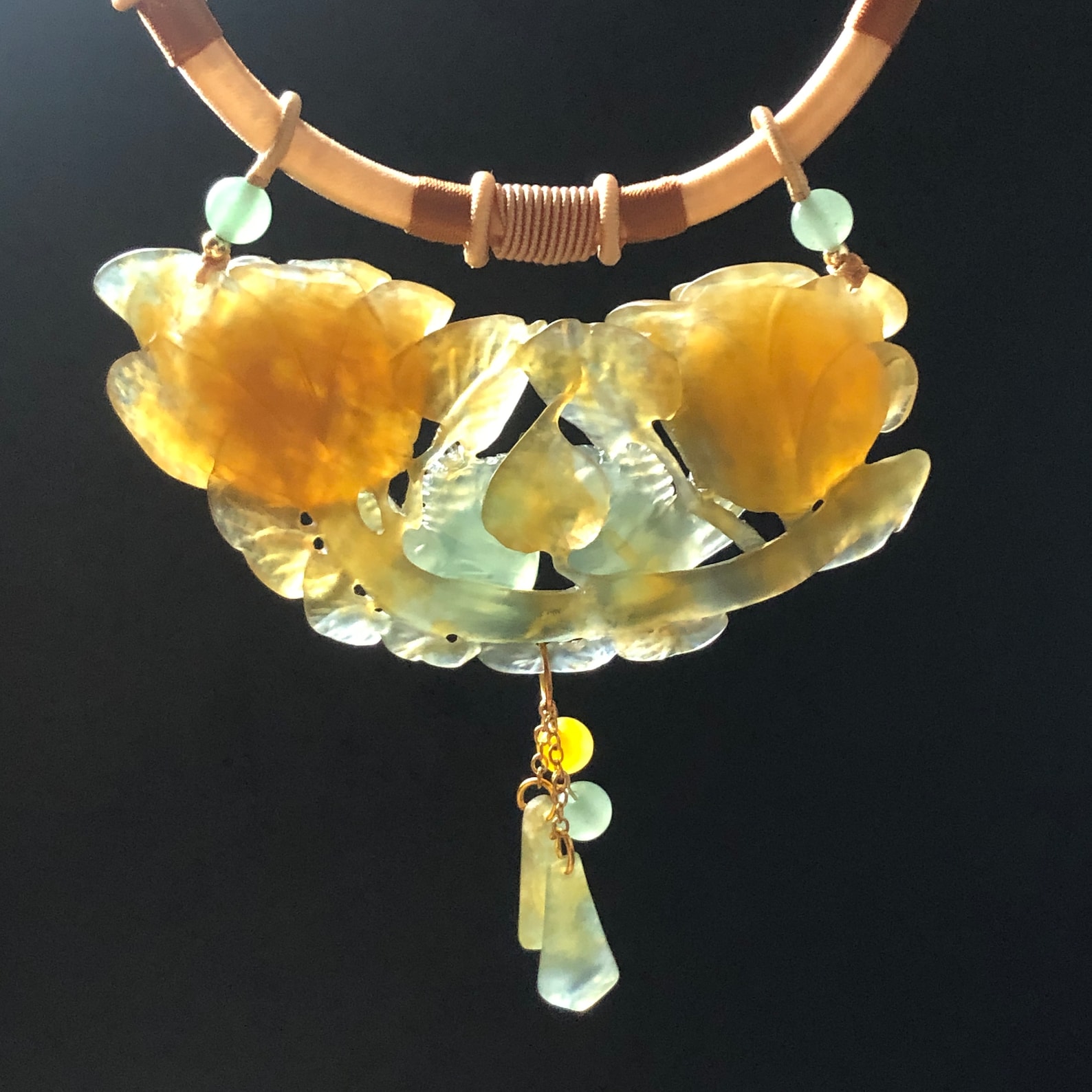 Natural Xiu Jade (serpentine) Hand Carved Magpie Birds and Rose Flower ...