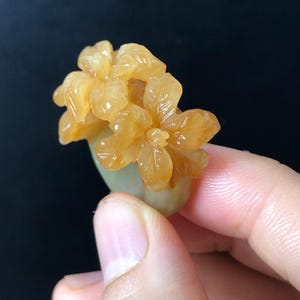 Natural Xiu Jade Serpentine Hand-carved Iris Flower Blooming Ring | 16.1mm (US 5.75) | Green ...