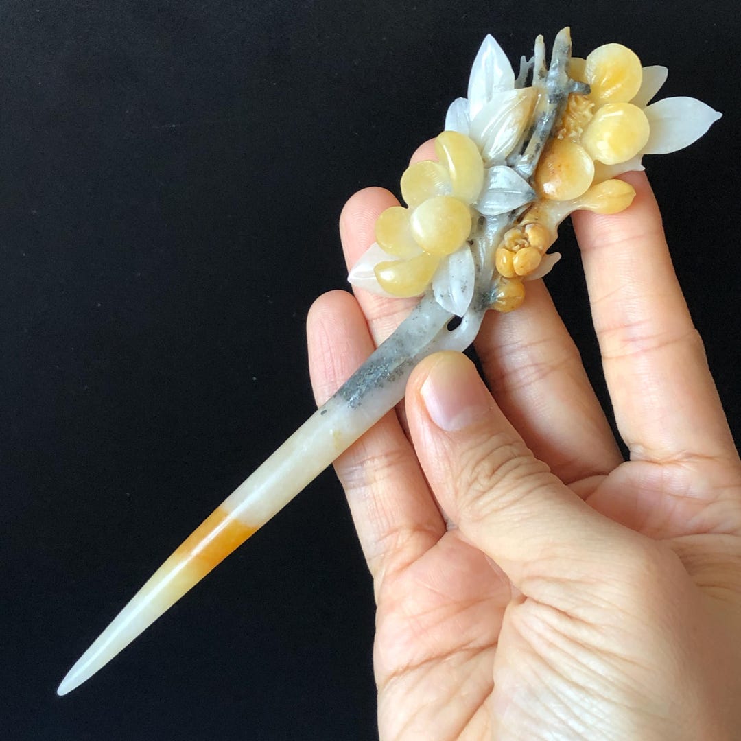Certificate Natural Xiu Jade (serpentine) Hand Carved Peach Blossom ...