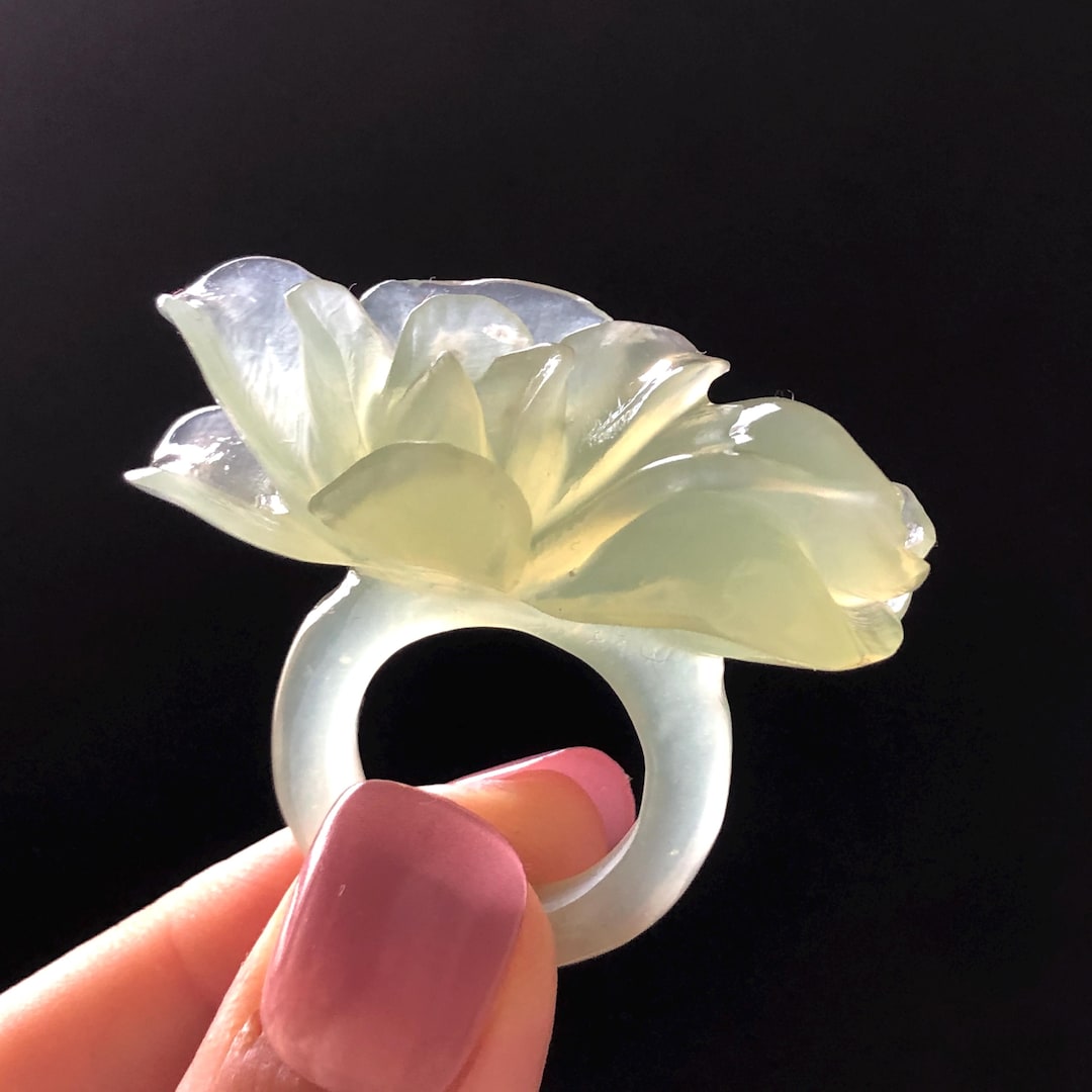 Custom Size Natural Xiu Jade Serpentine Hand Carved Green Yulan Flowers ...