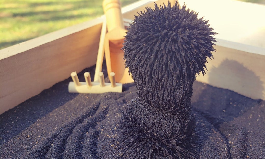 Zen Garden with magnetic sand Table-Top Garden with 3 - Etsy.de