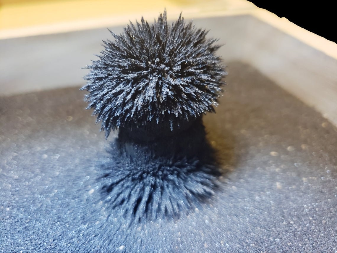 Zen Garden With Magnetic Sand, Table-top Wooden Box With Green Alien ...