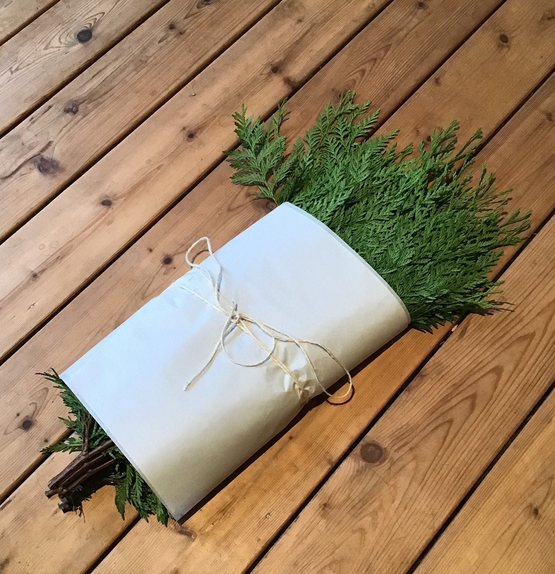 Fresh Cut Western Red Cedar Bunch 20 Inch-evergreen Branches - Etsy